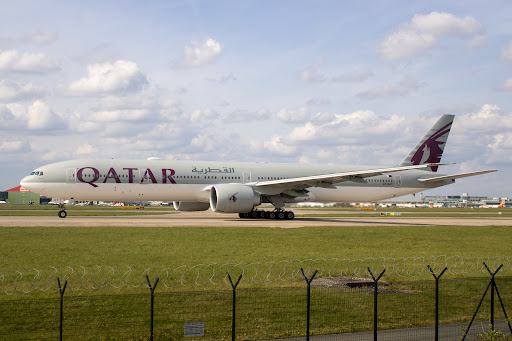 A7-BAT - Boeing 777-3DZER - Qatar Airways - Plane Finder
