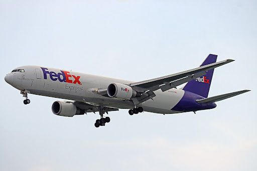 FedEx Flight Tracker (FX / FDX) - Plane Finder