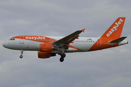 easyJet Europe Flight Tracker (EC / EJU) - Plane Finder