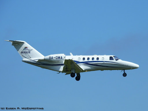 Winair Flight Tracker (WM / WIA) - Plane Finder